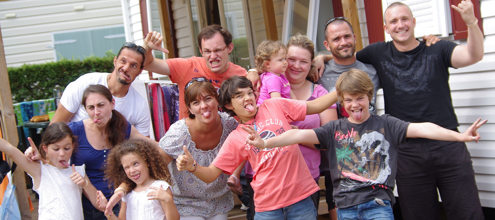 Trouver un animateur de camping et club de vacances - LOL Événements